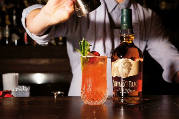 This Kentucky Buck recipe is a modern classic in the making ...