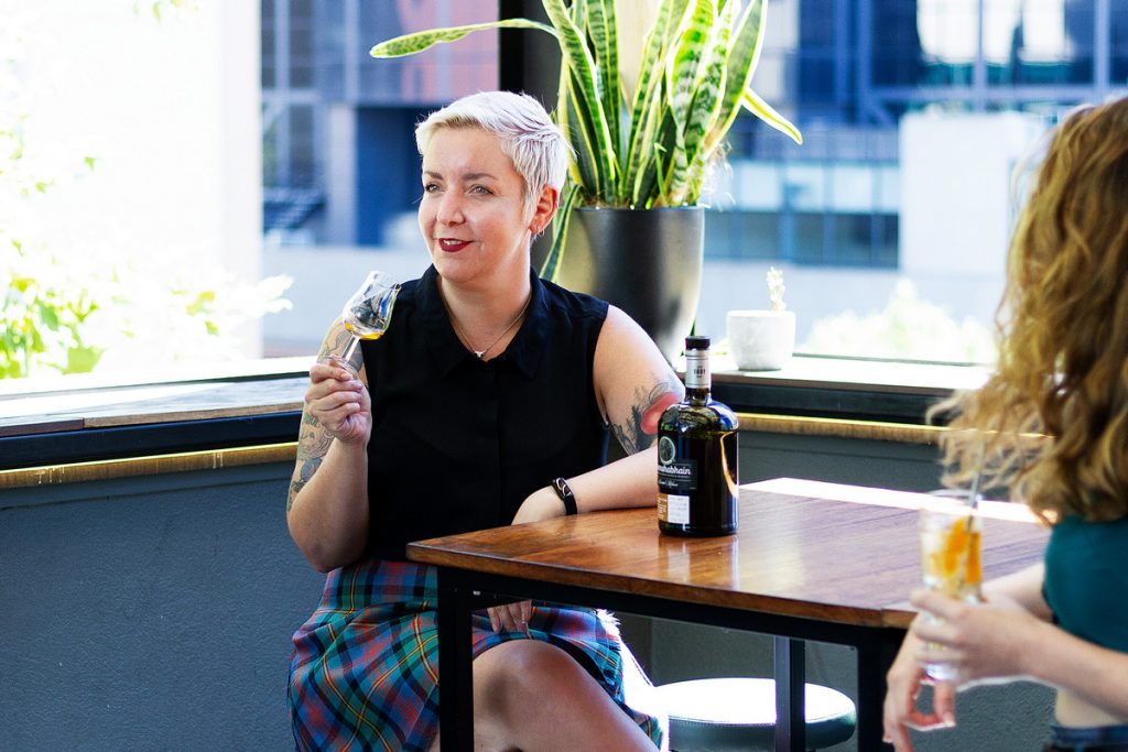 Introducing Jaine Eira: Cara Devine interviews the pub bartender and ...