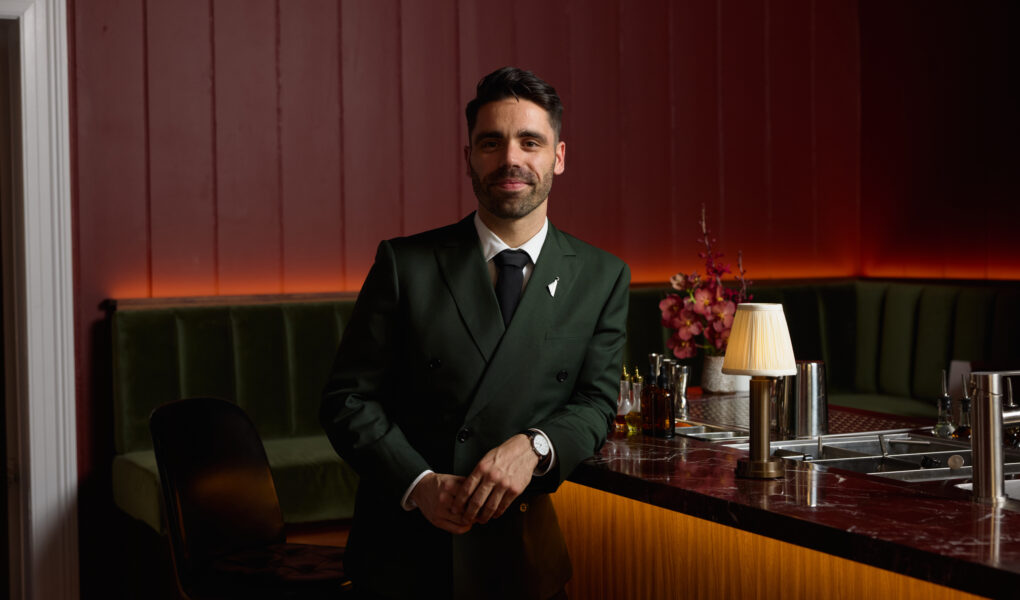 Watch: This is how legendary tequila bar La Capilla makes the Batanga ...